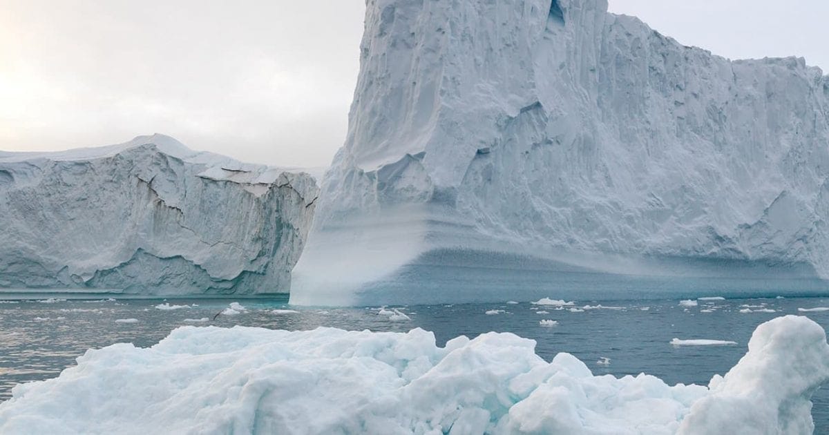Iceberg Tracking with GPS - LoneStar Tracking®